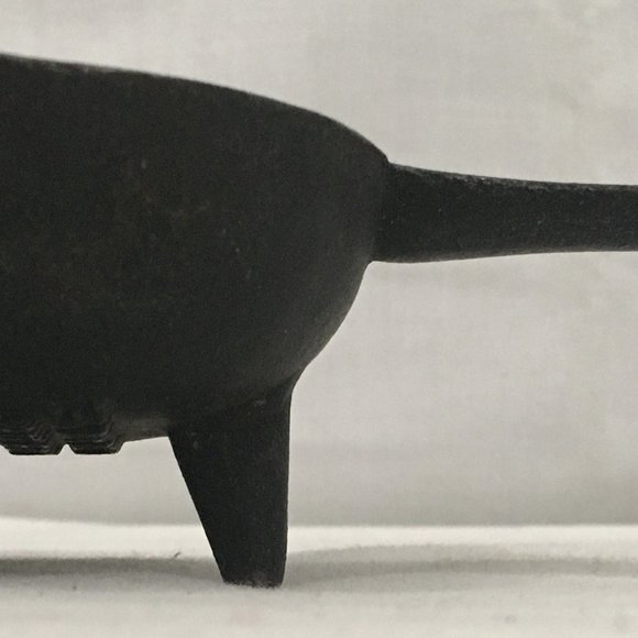 Wilton | Accents | Vintage Wilton Cast Iron Mini Ladle | Poshmark